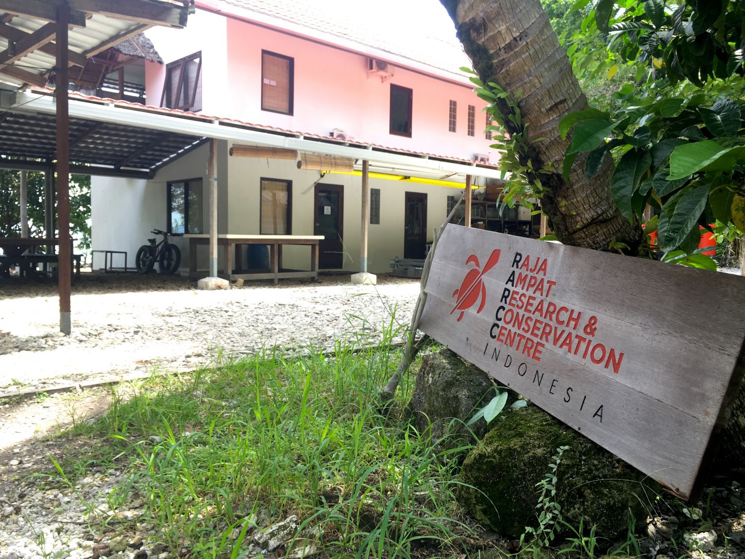 Facilities - RARCC - Raja Ampat Research & Conservation Centre