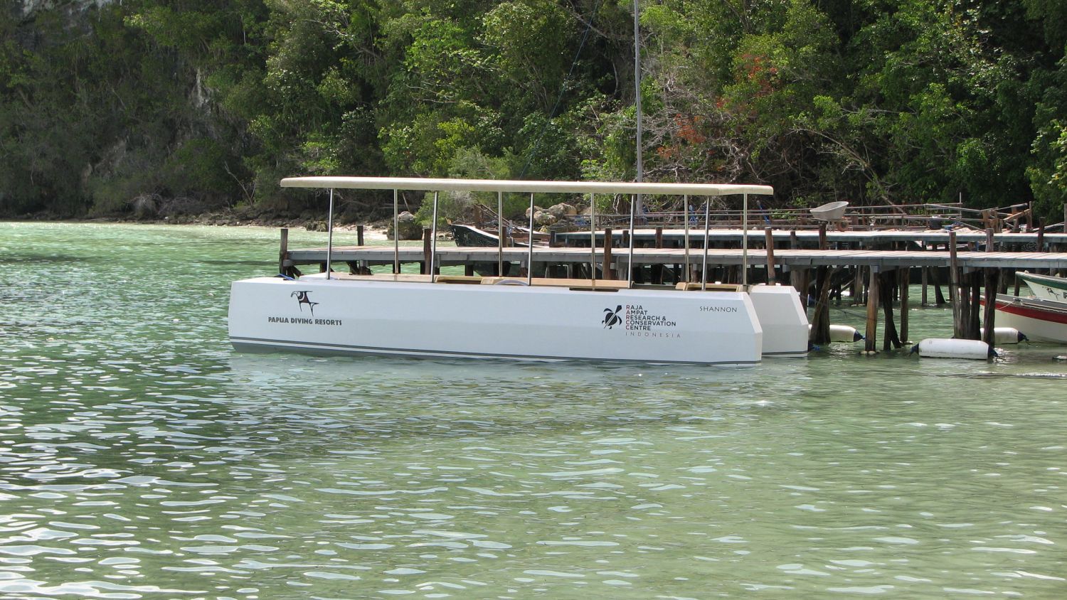 Building Catamarans - RARCC - Raja Ampat Research & Conservation Centre